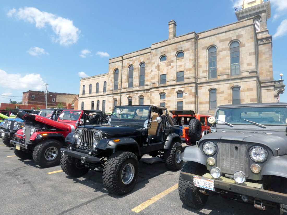Jeep owners put their show and shine on | News, Sports, Jobs - The Review